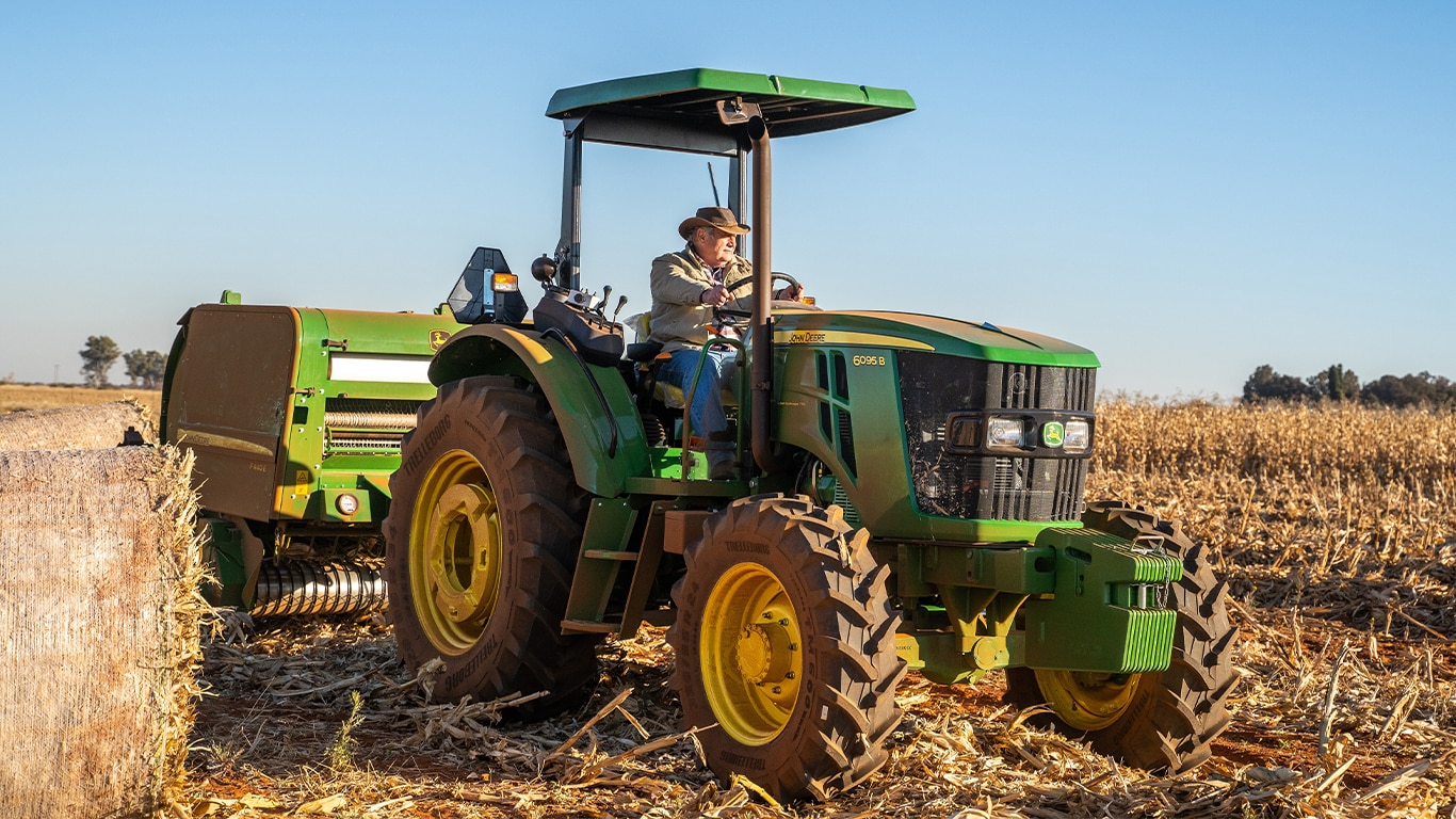 6B Series Tractor | 6 Series tractor | 95 - 140hp Tractor | John Deere AFME