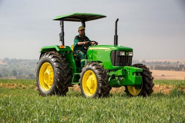 John Deere 5075E Tractor - Enhanced Power and Efficiency | John Deere AFME